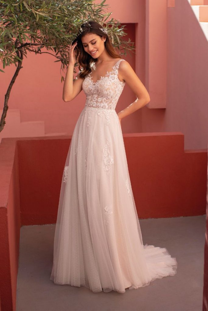 White One Barcelona Collectie | JB Couture