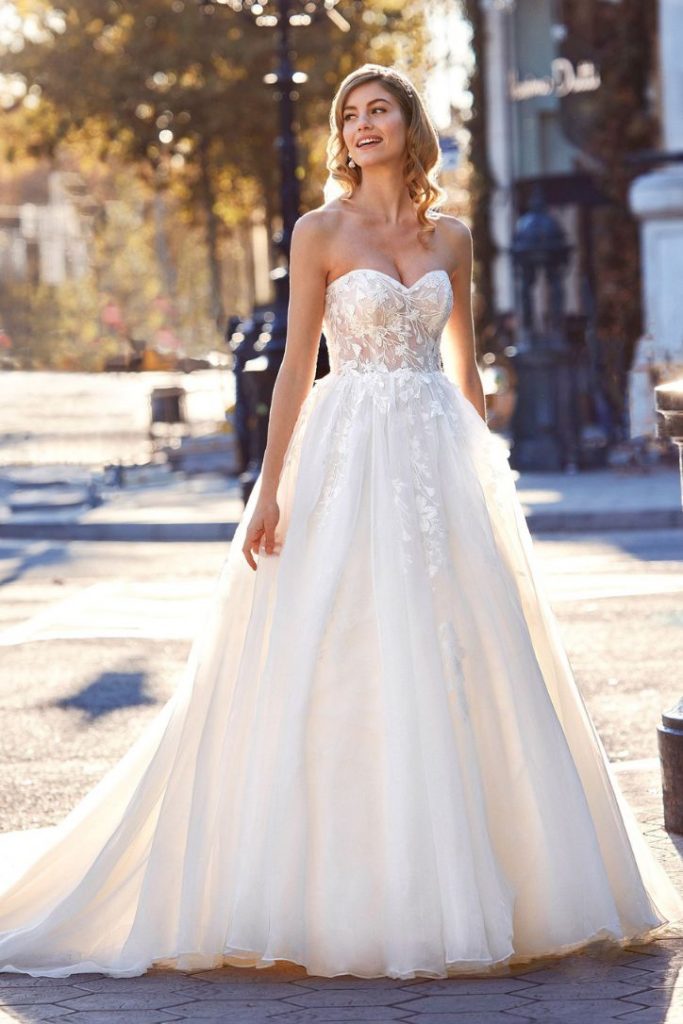 White One Barcelona Collectie | JB Couture