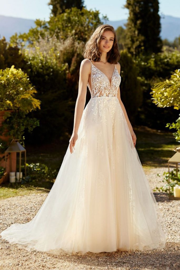 White One Barcelona Collectie | JB Couture